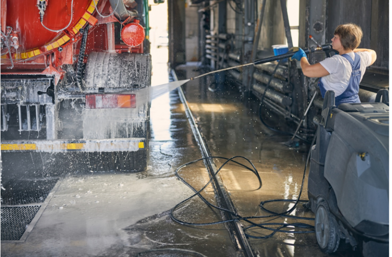 Choosing the Right Custom Pressure Washer System for Your Business